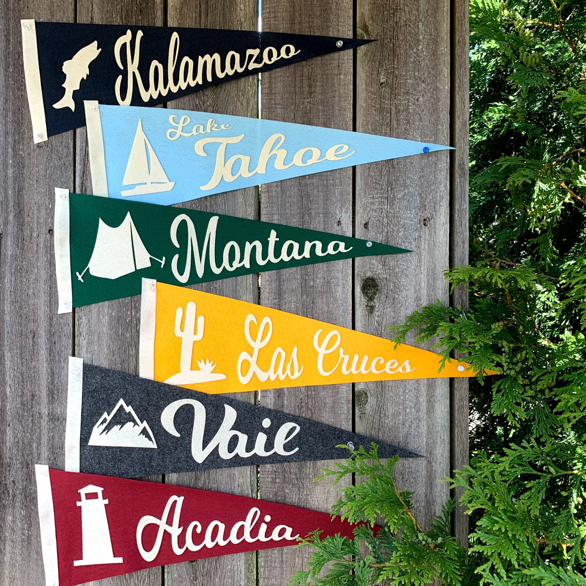 Vacation Felt Pennant - Pinecone Home